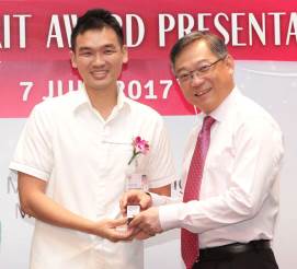 Senior Staff Nurse Ryan Chua awarded at the Nurses’ Merit Award 2017 ...